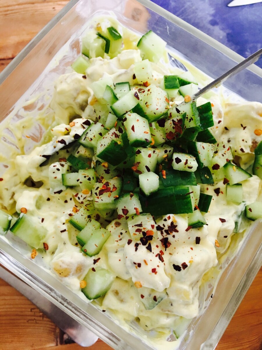 Skewered kidney bean bites with Mint raita - Munchyesta