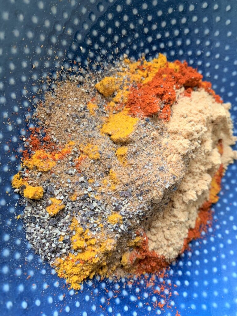 Easy Gyro seasoning: Greek gyros spice mix recipe - Munchyesta
