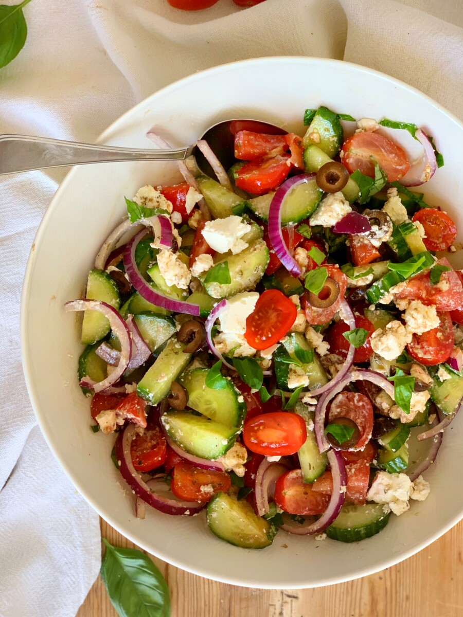Authentic Greek Salad Recipe - Munchyesta