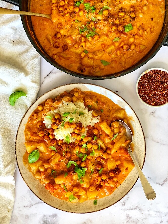Best Indian Curry Recipe - Easy Indian Veg Curry - Munchyesta