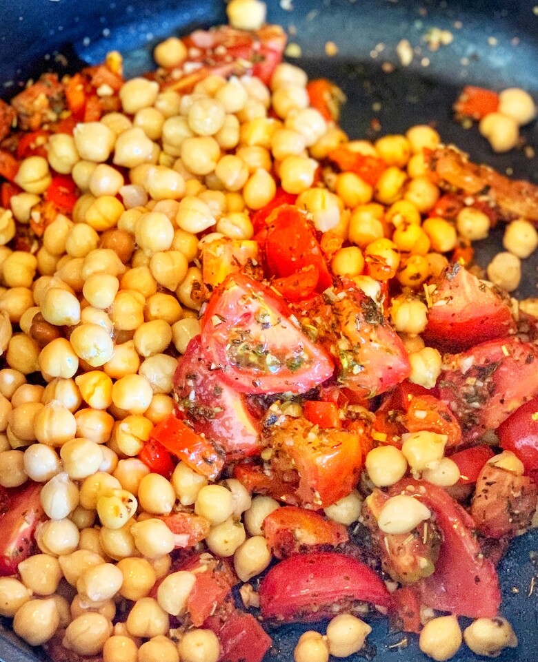 Easy Vegan Chana Masala recipe - Munchyesta