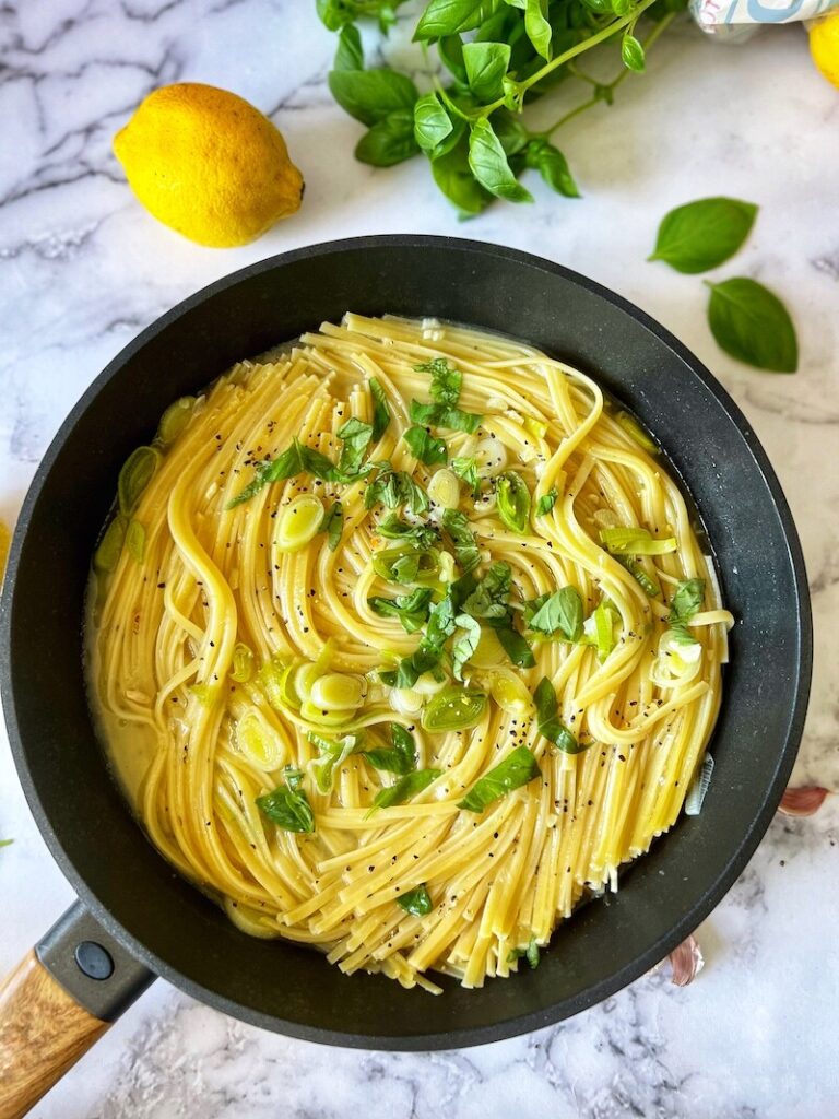 Easy Italian Lemon Pasta recipe - Munchyesta