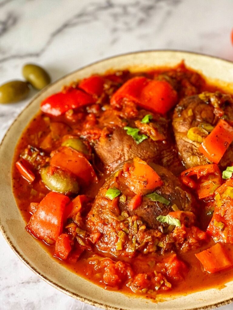 Vegan chicken-less Cacciatore recipe - Munchyesta