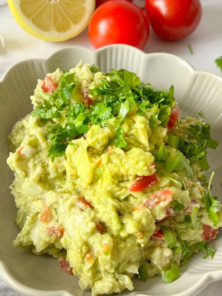 Easy avocado salsa vs creamy guacamole recipe guide - Munchyesta
