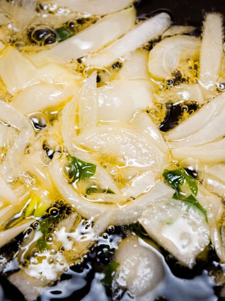 Irish curry recipe with chips (Irish pub sauce) - Munchyesta