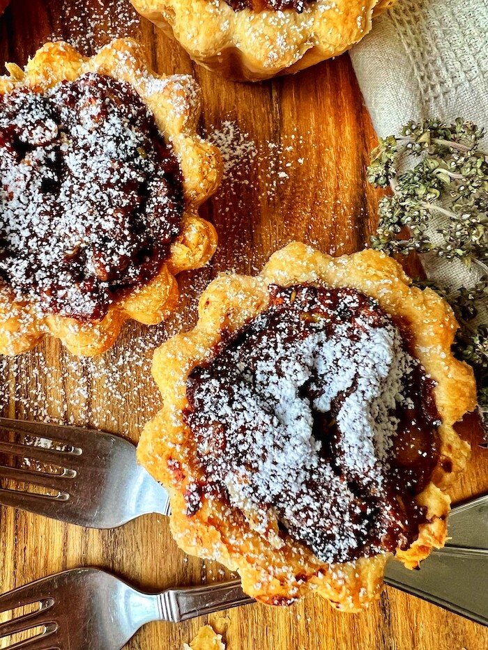 Best Easy Vegan Mince pie recipe (homemade mincemeat) - Munchyesta