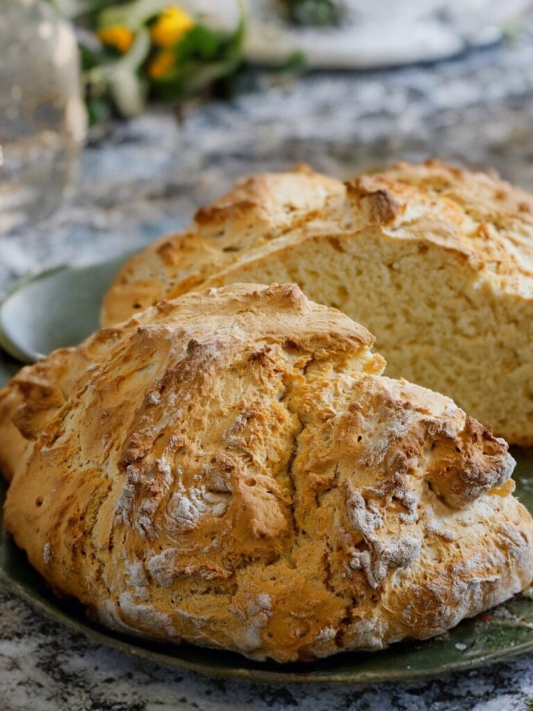 Easy Homemade Irish Sourdough soda bread recipe - Munchyesta