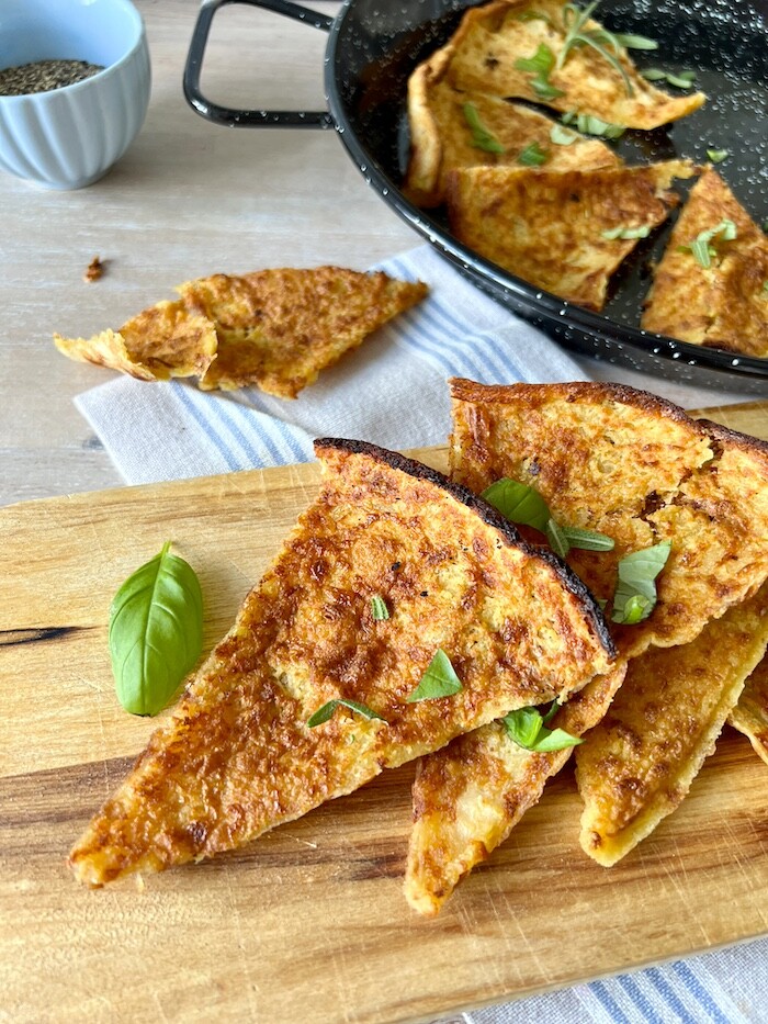 Authentic Socca recipe: gluten free chickpea pancakes - Munchyesta