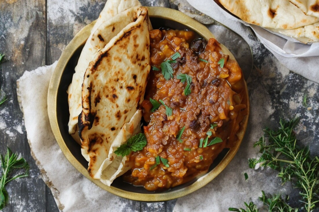 Easy Chana Dal recipe: split chickpea curry daal - Munchyesta