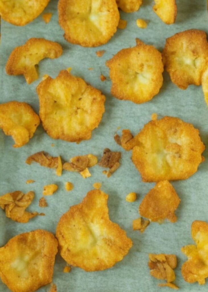 Amazing Patacones recipe (fried green plantains) - Munchyesta