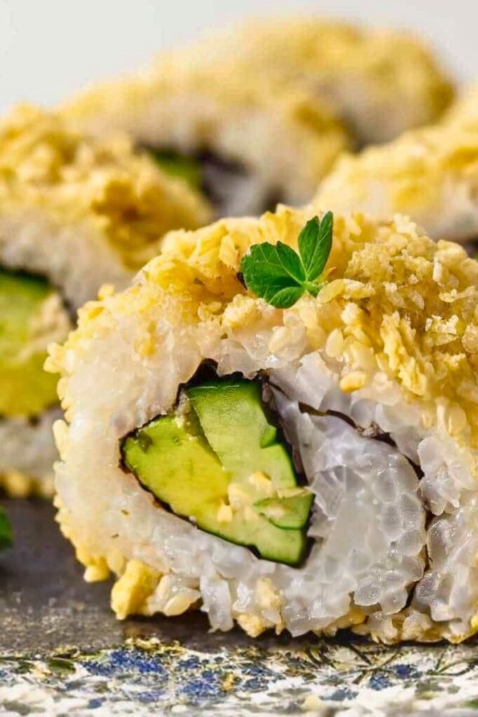 Crunchy Roll Sushi Recipe: vegan California rolls - Munchyesta