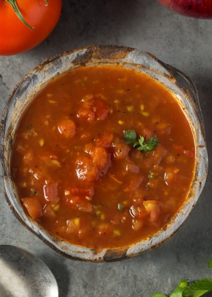 Best Salsa Roja Recipe (Authentic Mexican Red salsa) - Munchyesta