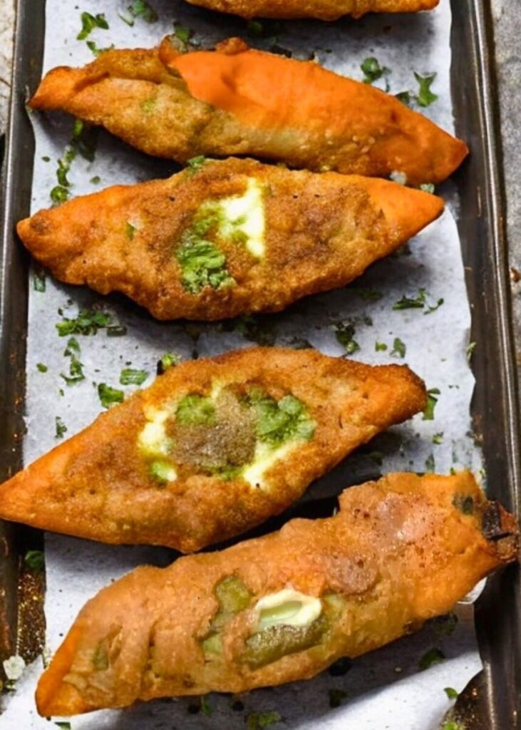 Crispy Chili Rellenos Recipe: easy Chile Relleno - Munchyesta