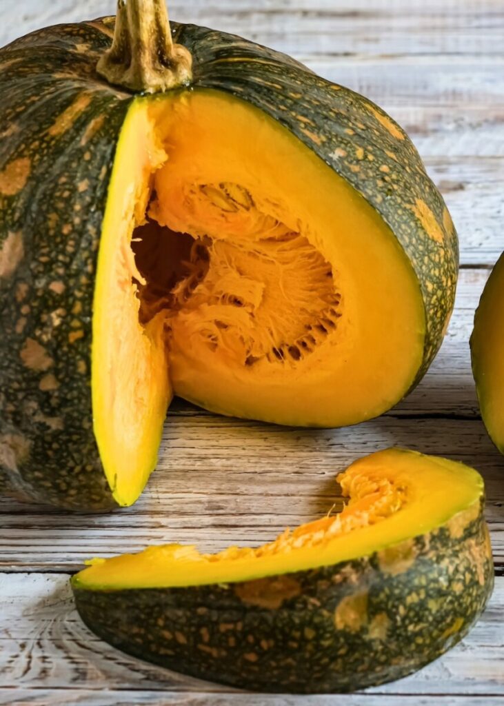 Baked sweet dumpling squash: Best Roasted recipe - Munchyesta