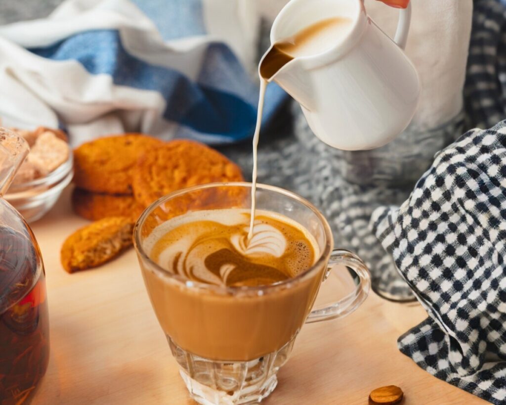 Easy Chai Coffee recipe (homemade dirty chai latte) - Munchyesta