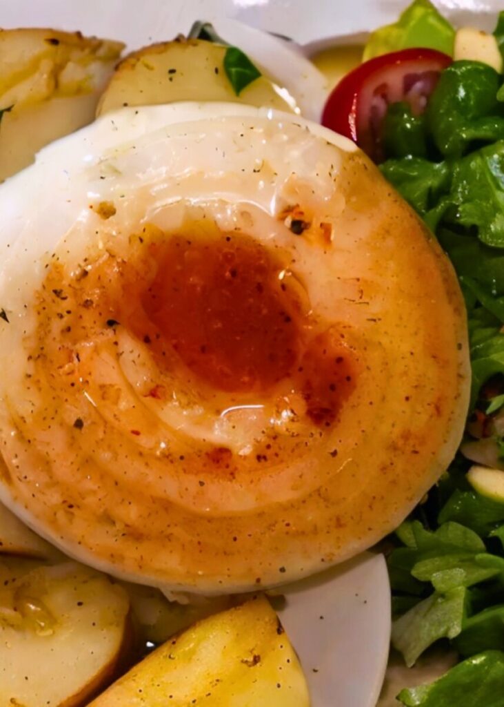 Baked whole onions: roasted onion in foil recipe - Munchyesta