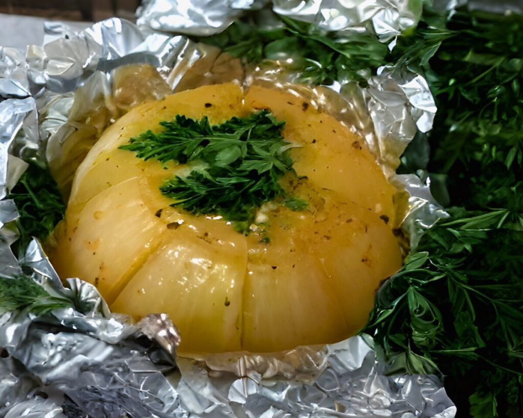 Baked whole onions: roasted onion in foil recipe - Munchyesta