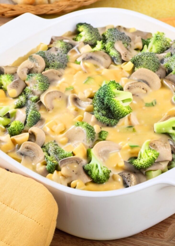 Easy Leftover Broccoli casserole (cream of mushroom) - Munchyesta