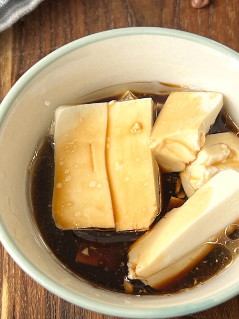 Easy Tofu dessert 豆腐花 | Chinese Silken pudding recipe - Munchyesta