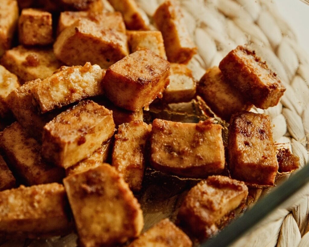 Sauteed tofu: easy crispy pan-fried tofu recipe - Munchyesta