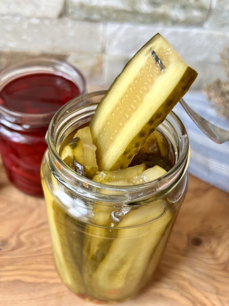 Homemade Claussen Pickle Recipe: Copycat Pickles - Munchyesta
