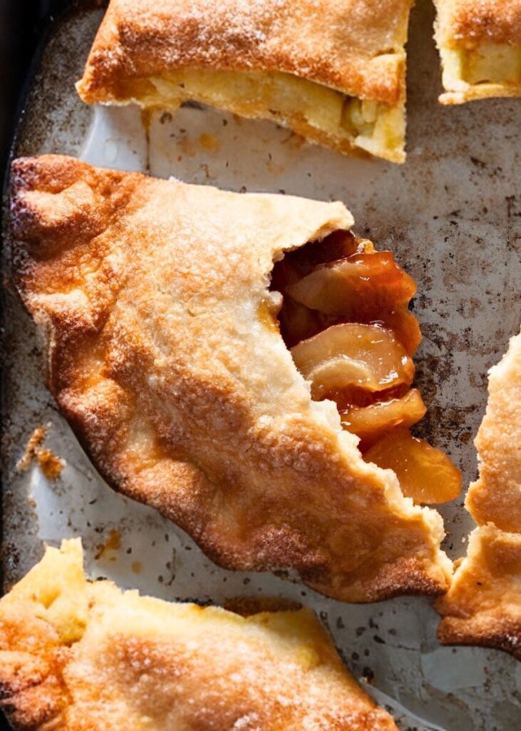 Easy Fry pie recipe: Old-Fashioned Fried Apple Pies - Munchyesta