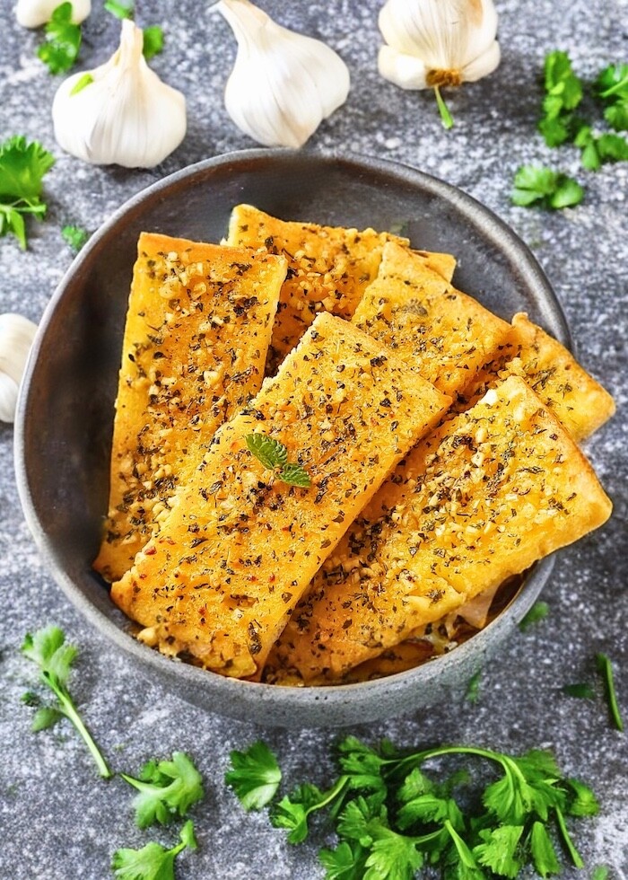 Best Garlic Bread Recipe with Sliced Bread (3 Ways)